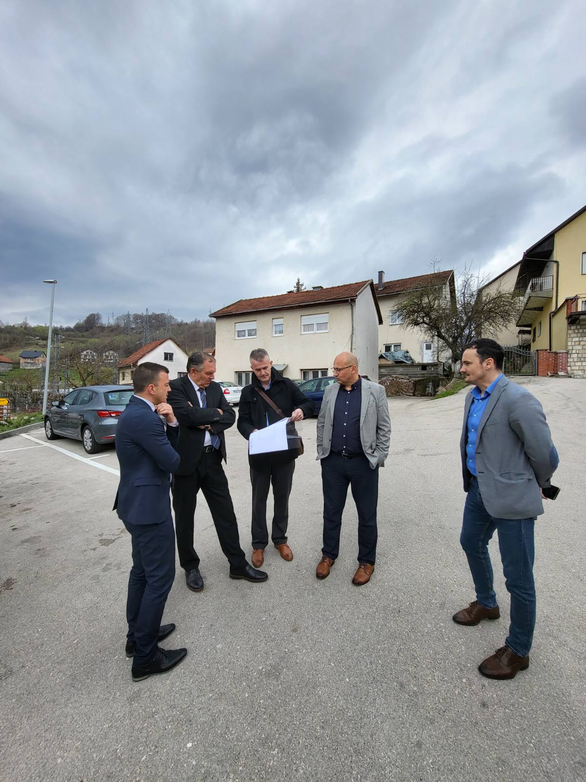 Martinović i Džeba posjetili Ramu - Hrvatski Medijski Servis - Sad znam ...