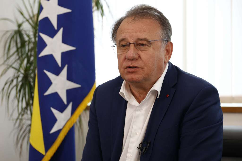 NIKŠIĆ: Vlada funkcionira u kvalitetnom ambijentu, sve odluke donosimo jednoglasno, o proračunu ...