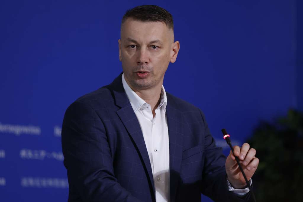 Zahtjev za smjenu Nenada Nešića odbijen - Hrvatski Medijski Servis