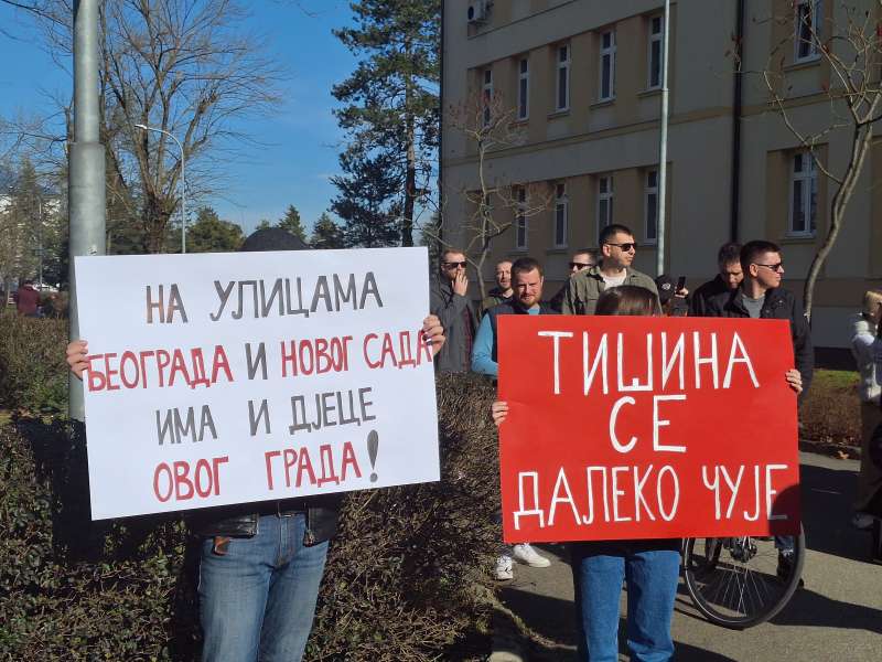 Studenti i građani Banja Luke dali podršku studentima u Srbiji ...