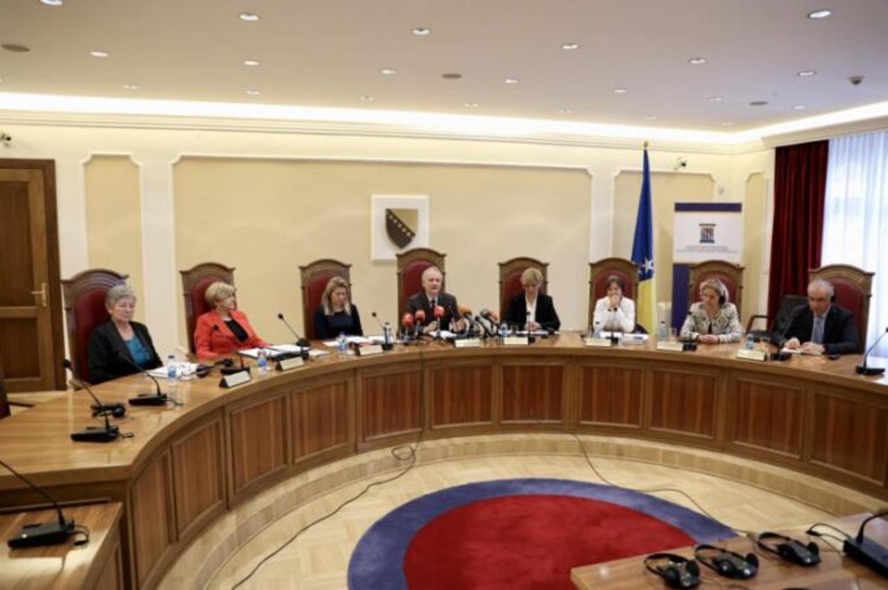 USTAVNI SUD BiH: Prijedlog HDZ-a je u skladu s Ustavom i ne ugrožava ...