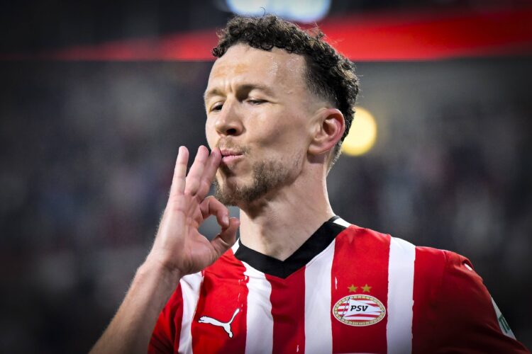 Romano: Perišić ostaje u PSV-u - Hrvatski Medijski Servis - Sad znam više!