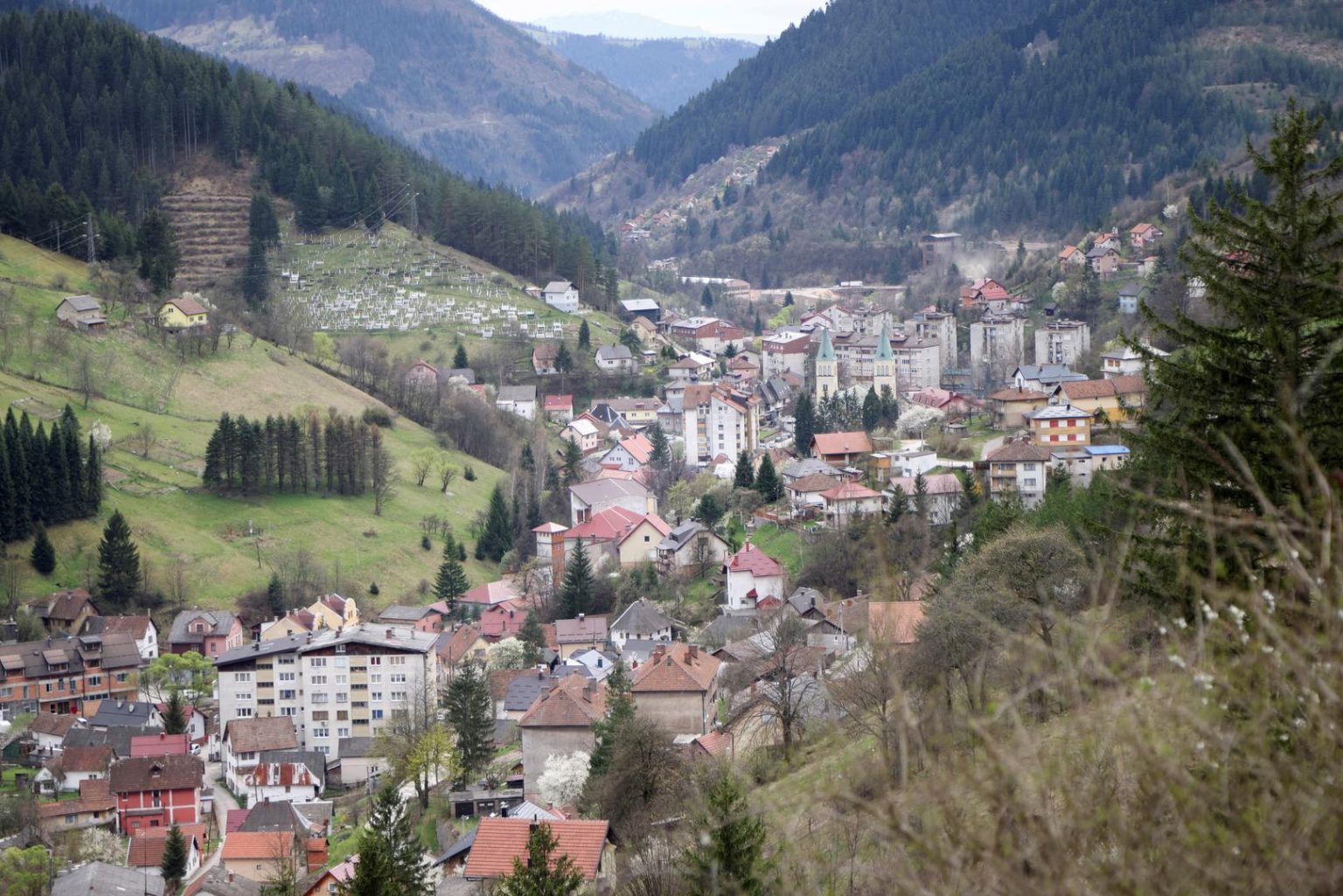 ZATVORENA BIRALIŠTA Na prijevremenim izborima za načelnika Vareša ...