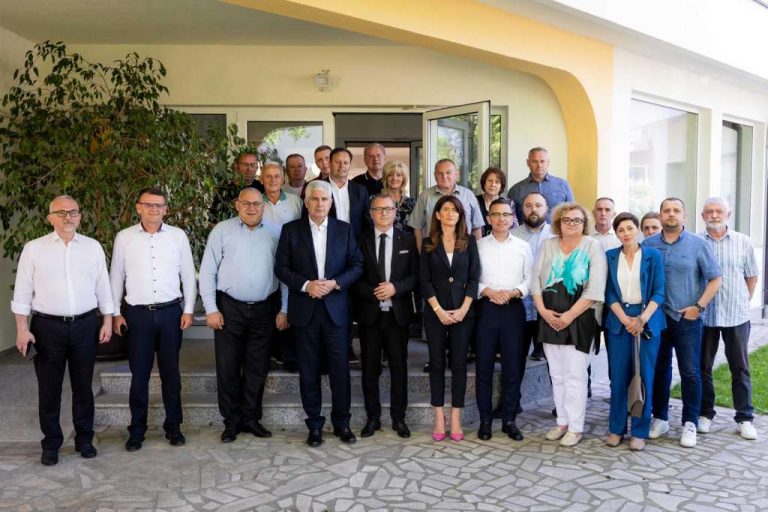 Čović i Filipović u Odžaku: Politička stabilnost ključ razvoja Posavine ...